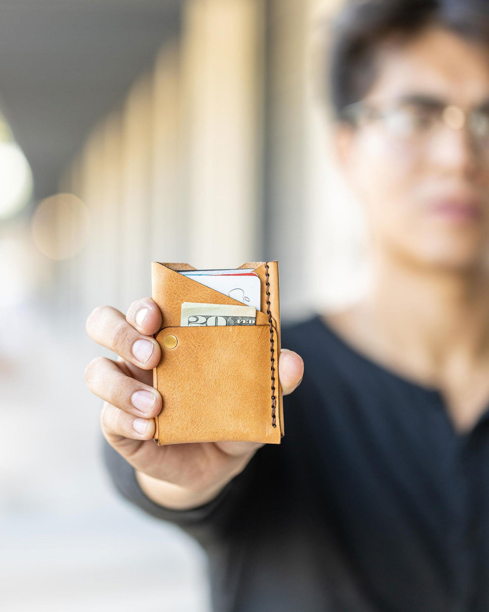Big Spender Leather Wallet in Desert – Espacio Handmade
